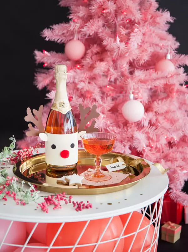 ເຮັດແນວໃດເພື່ອປະດັບປະດາຂວດ champagne ດ້ວຍມືຂອງທ່ານເອງສໍາລັບປີໃຫມ່ແລະ Christmas? 2918_2