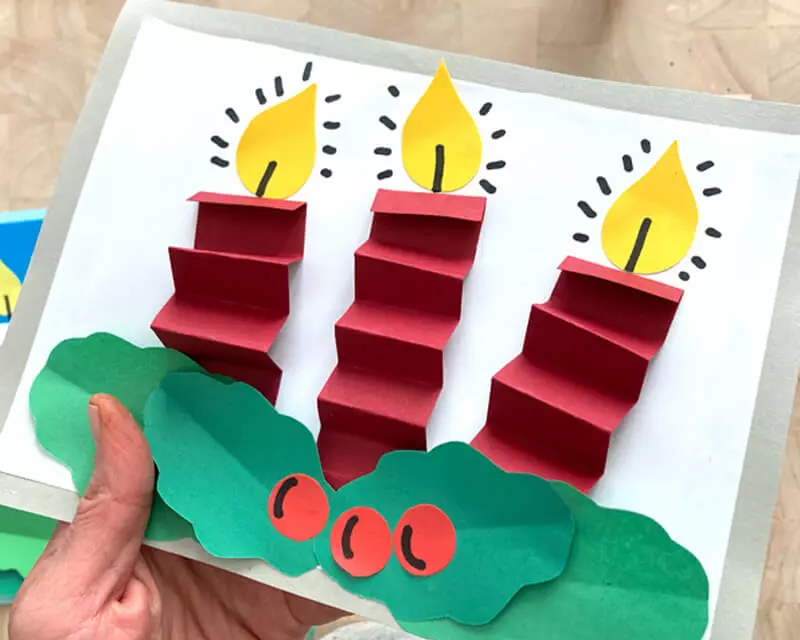 Kersfees applique van gekleurde papier vir kinders