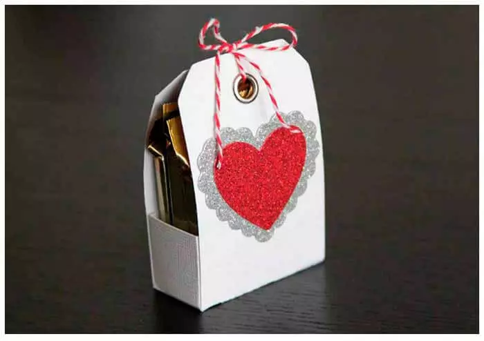 Diyariyên Roja Valentine (14ê Sibatê) DIY: 10 Diyariyên çêtirîn ji bo hezkirên 2954_44