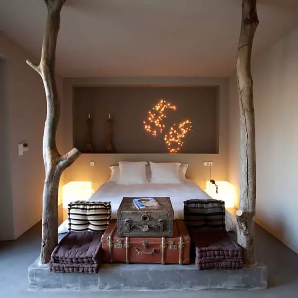 Tree in the interior. Tree in the bedroom interior: 20 luxury ideas and options 2971_10