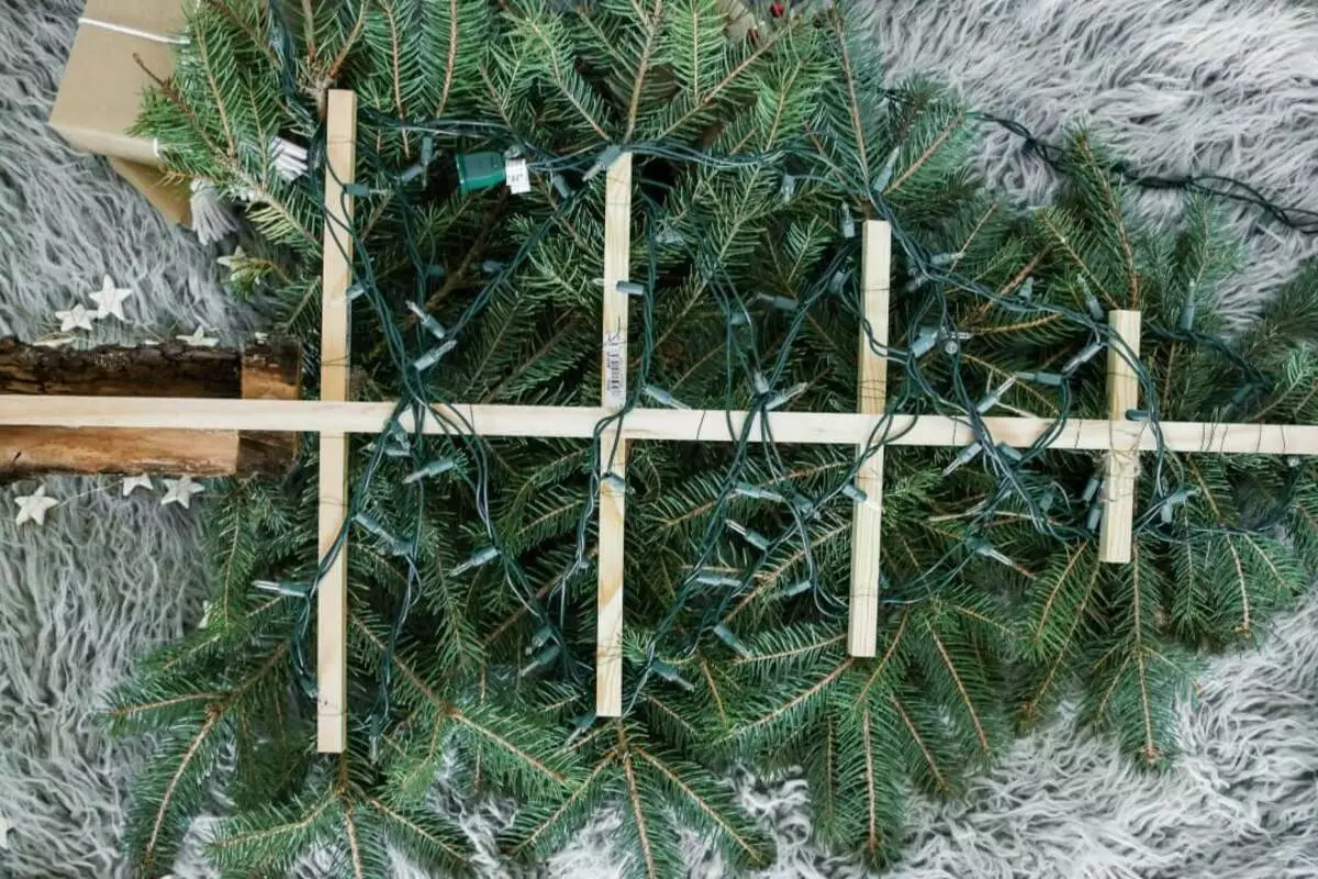 Arbre de Noël mural avec ses mains des branches de sapin 2990_8