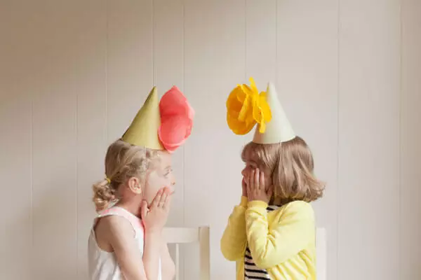 Dámske pokrývky hlavy pre letnú party / karneval si to urobte sám (veniec, klobúk, čiapku, rán) 3186_22