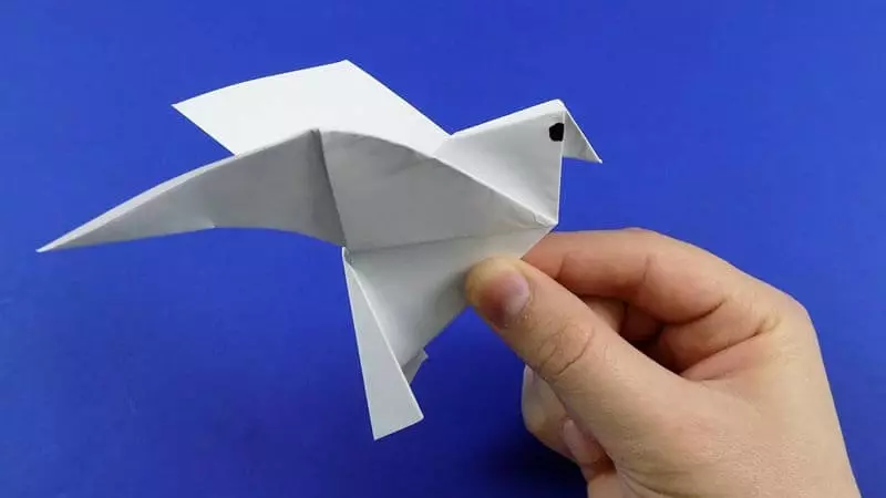 Làm thế nào để làm một con chim bồ câu từ giấy bằng tay của bạn một cách đẹp mắt? 3223_22