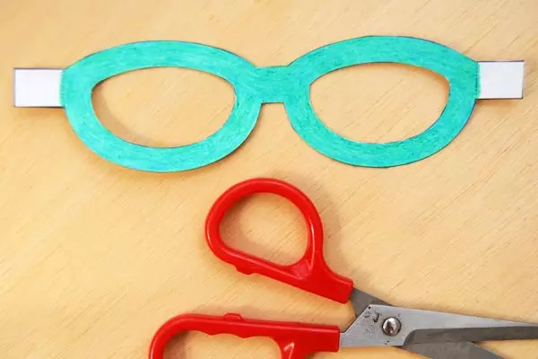 Papírové brýle (šablony). Jak udělat kousky papíru s vlastními rukama? 3275_14