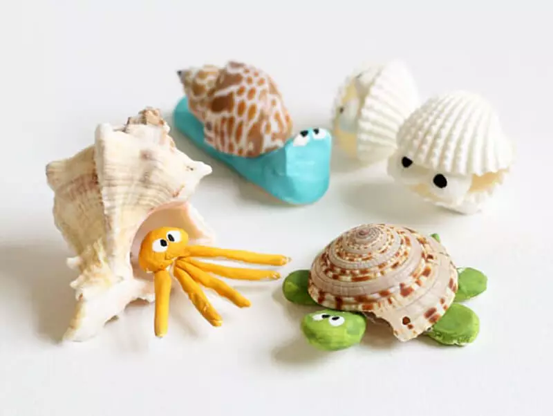 A kagylókból származó kézművesek a gyermekek számára 3295_22