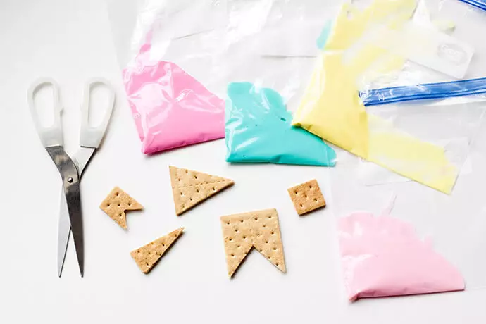 Знаме колачиња. Како да направите колачиња во форма на знаме? 3296_6
