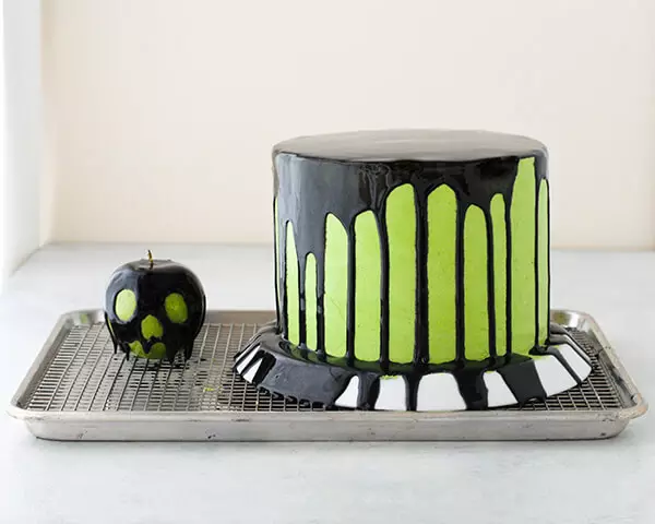 Gâteau à Halloween. Comment décorer le gâteau avec une pomme? 3383_14