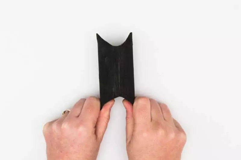 Morcego com suas próprias mãos. Como fazer um morcego? 3419_12