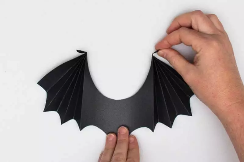 蝙蝠用你自己的手。如何制作蝙蝠？ 3419_8