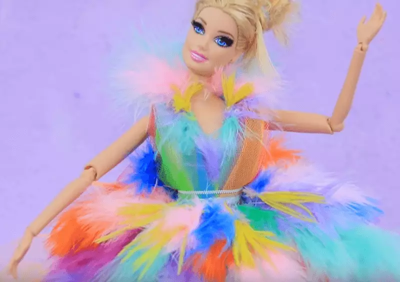 Rainbow Barbie. Princesha Barbie Rainbow Bëni vetë 393_14