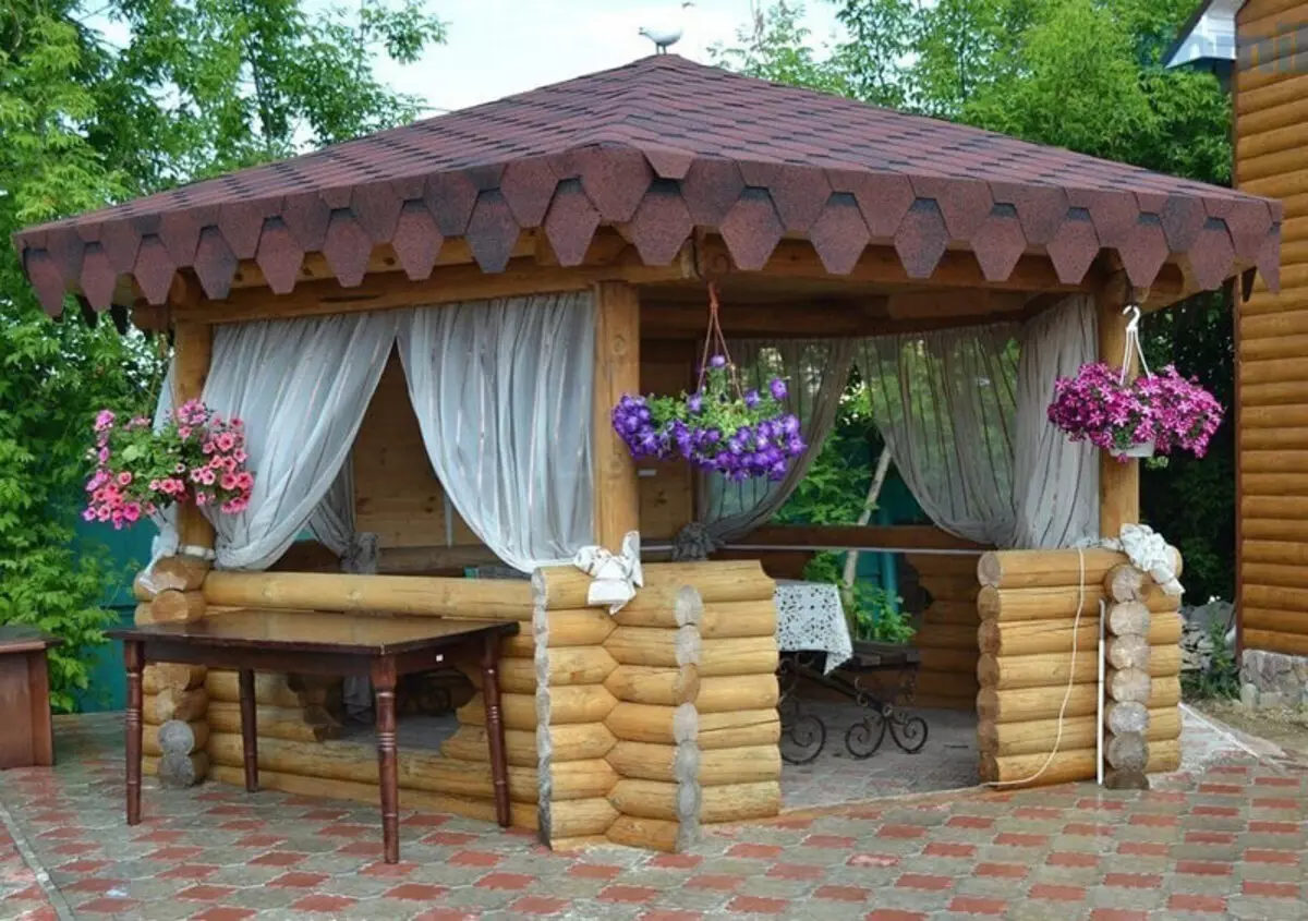 How to decorate the gazebo on the birthday?