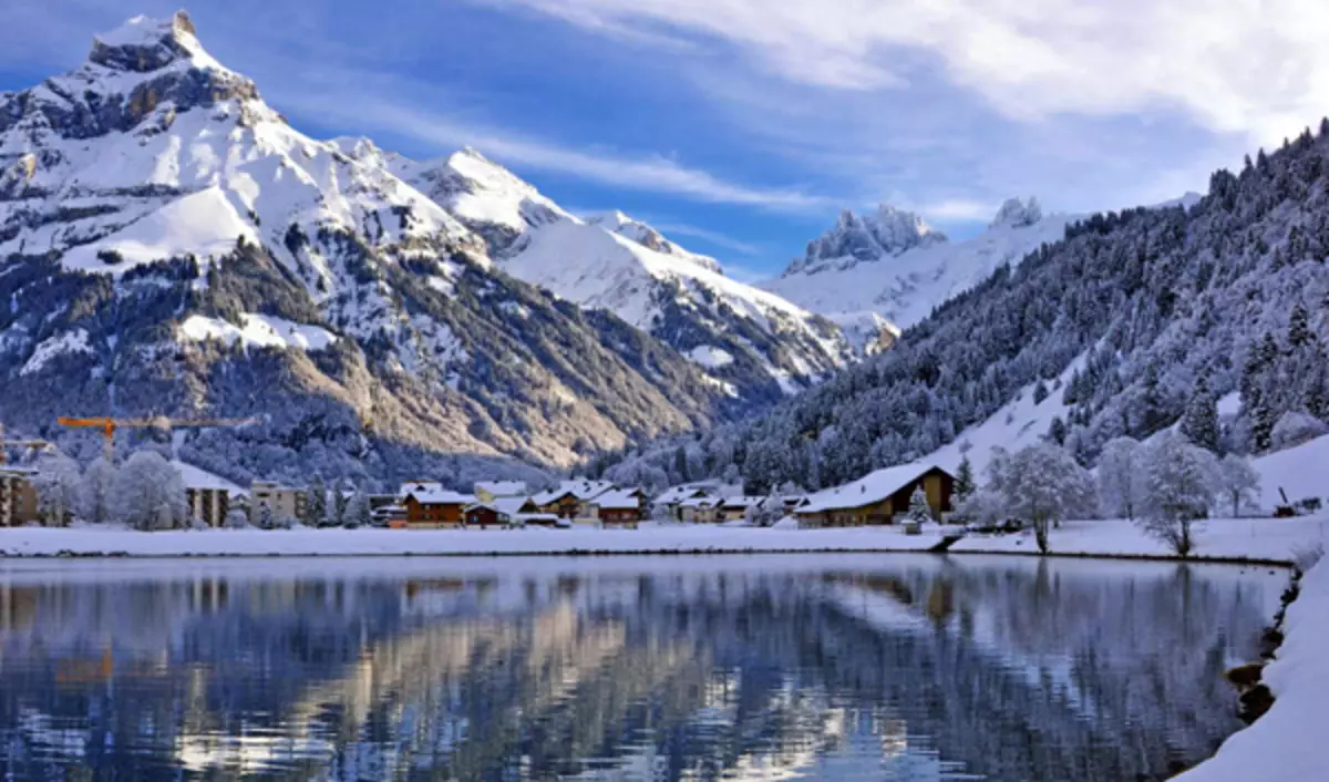 Nuwejaar in Switserland. Rus in Switserland in die winter