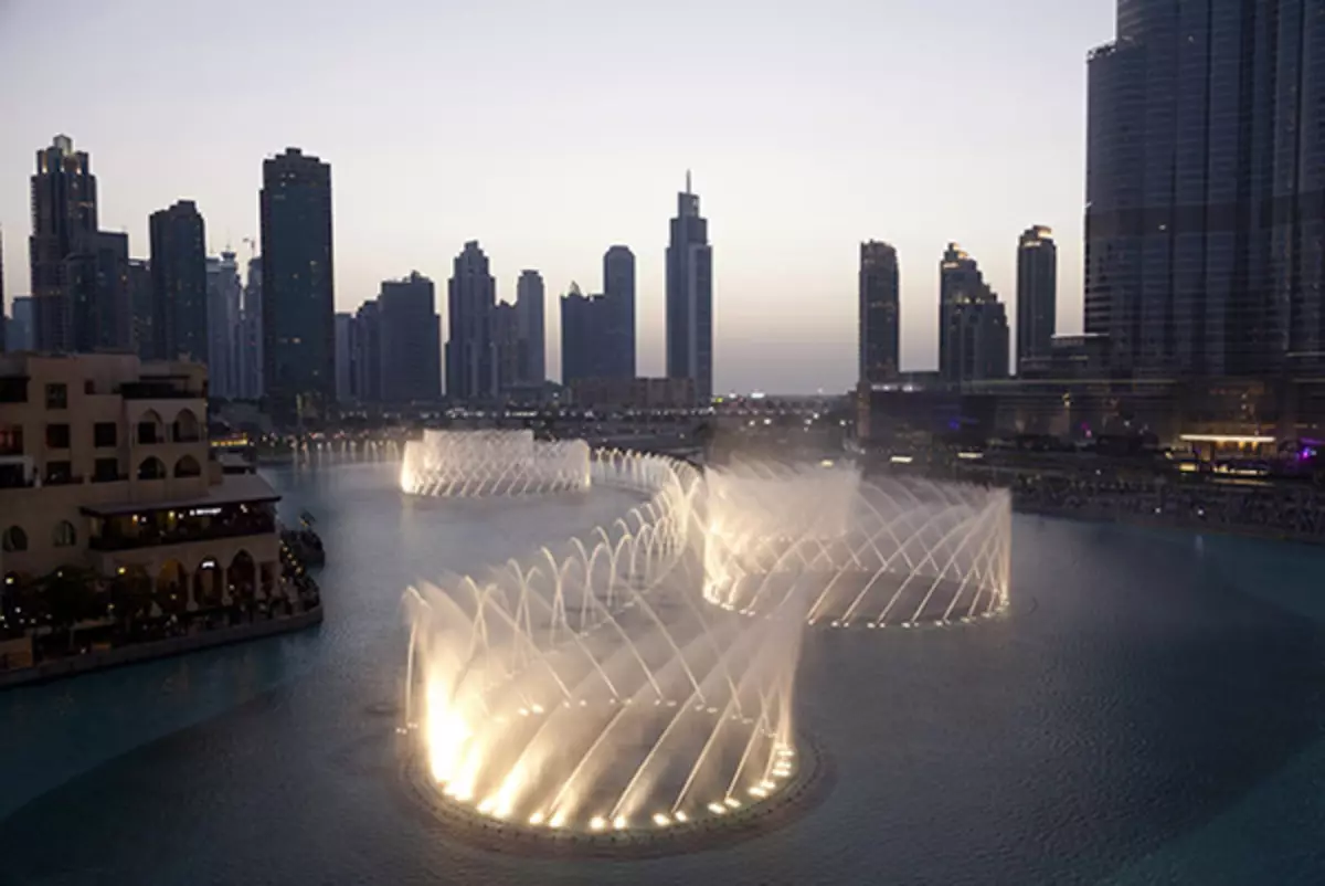 Fountain Dubai. Air Mancur di Dubai Video, Foto