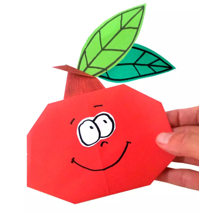 ផ្លែប៉ោមពីបរិមាណក្រដាស។ Apple Origami Apple សម្រាប់កុមារ 840_3